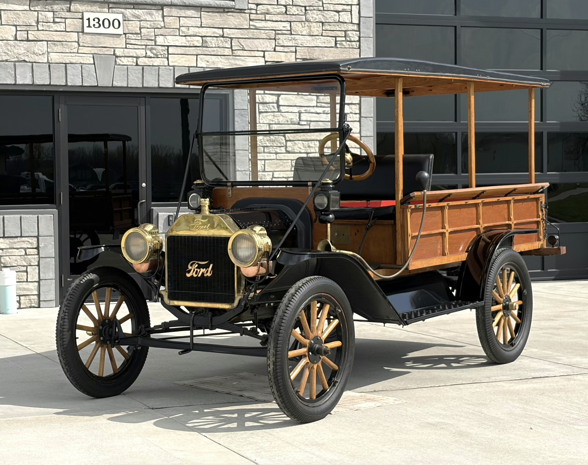 How Much is a Ford Model T Worth at Auction? | Old Cars Data